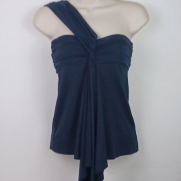 le chateau | Tops | Le Chateau Highly Stylized One Shoulder Halter Top ...